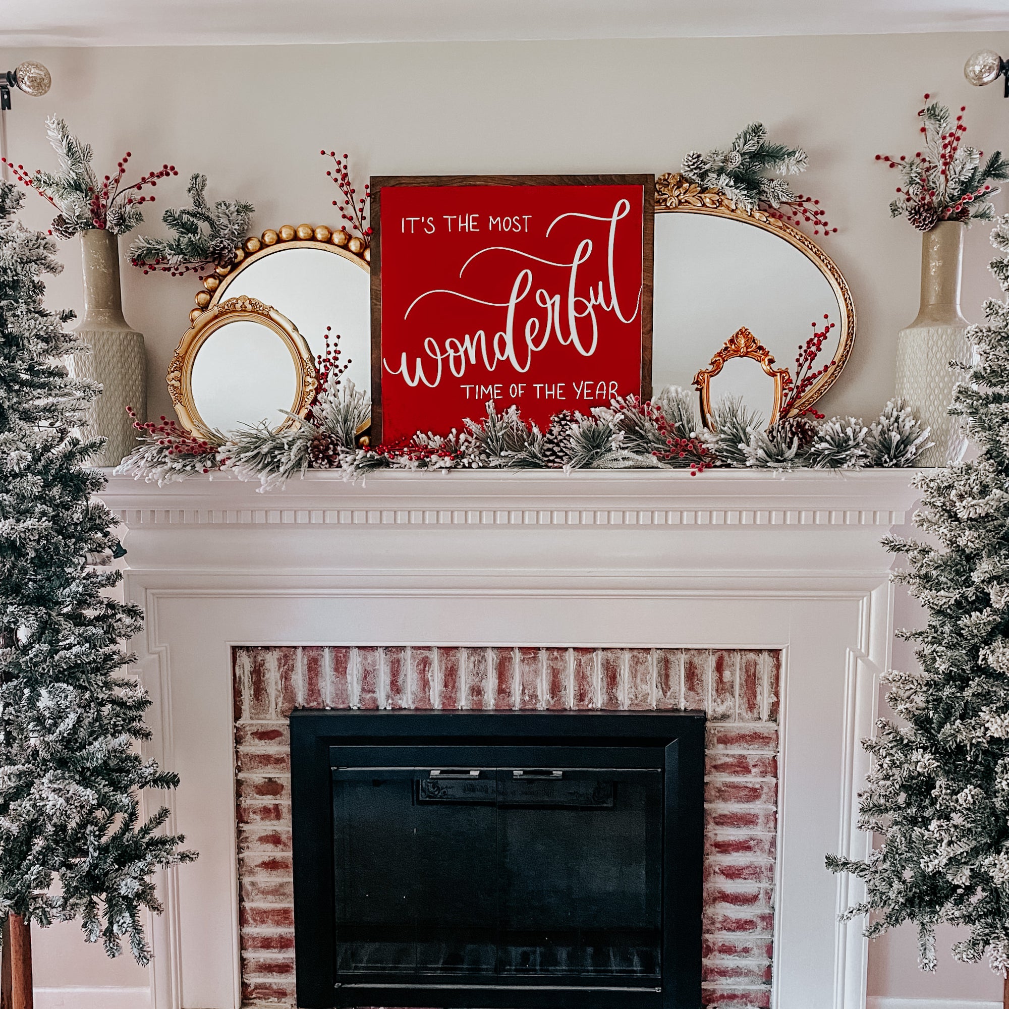 Custom Christmas Quote Sign - Details and Swirls